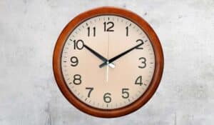 Why Do All Watches Show Time As 10:10 - The 10:10 Time History